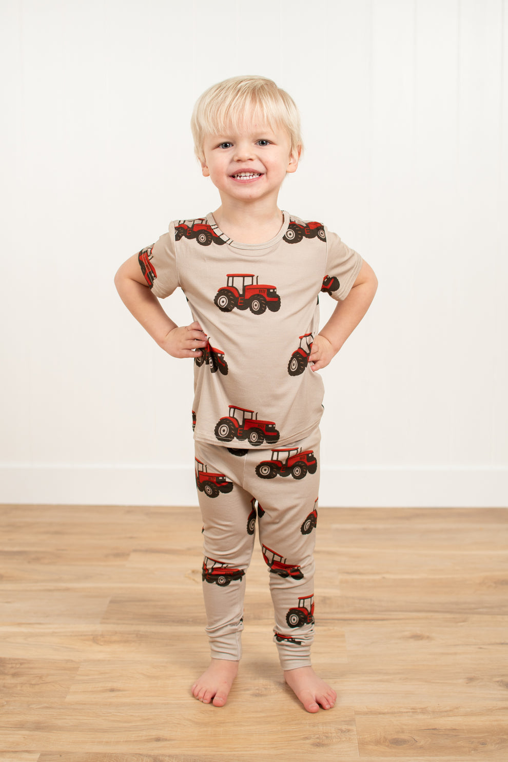 Classic Red Tractor Toddler/Youth Bamboo Pajama Set – American Farm Company